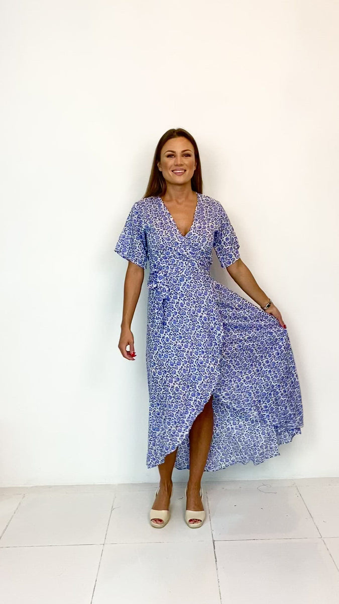 The Maxi Wrap Dress - Painted Riviera – NEON STAR